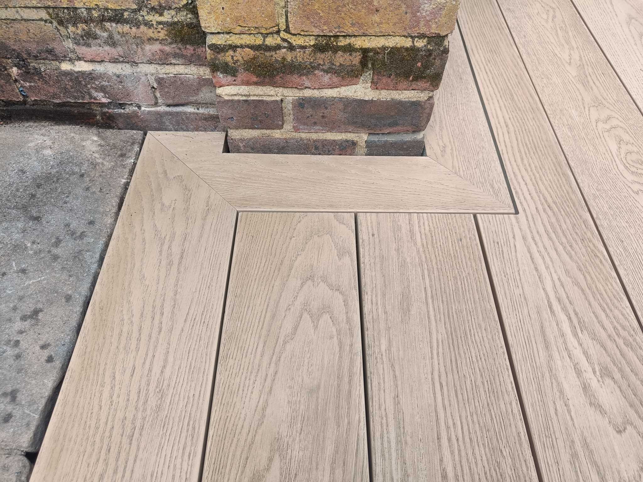 Composite Decking Builder & Jacksons Fencing Contractor